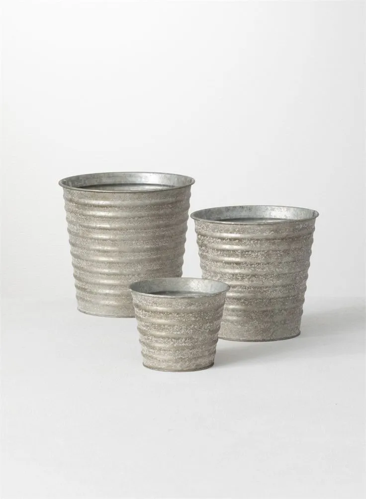 Metal Galvanized planter tub with Wooden handle Elegant design Garden ...