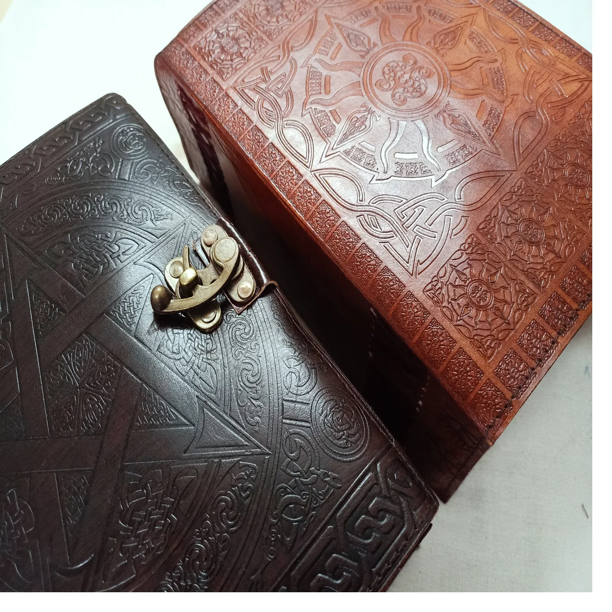 Custom Made Jumbo Large Sized Embossed Leather Journals With 600 Pages ...