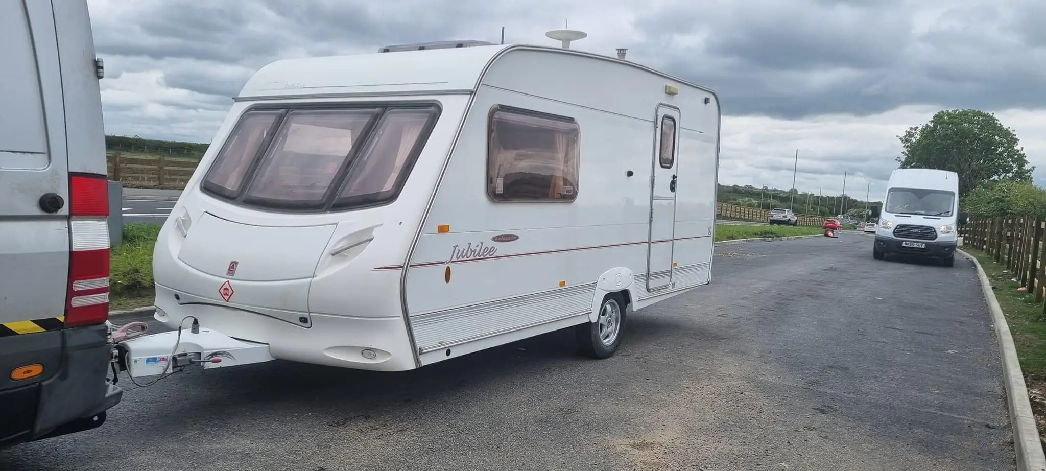 Top Quality Travel Camper Caravan CE ISO VIN Standard for Camping Off ...