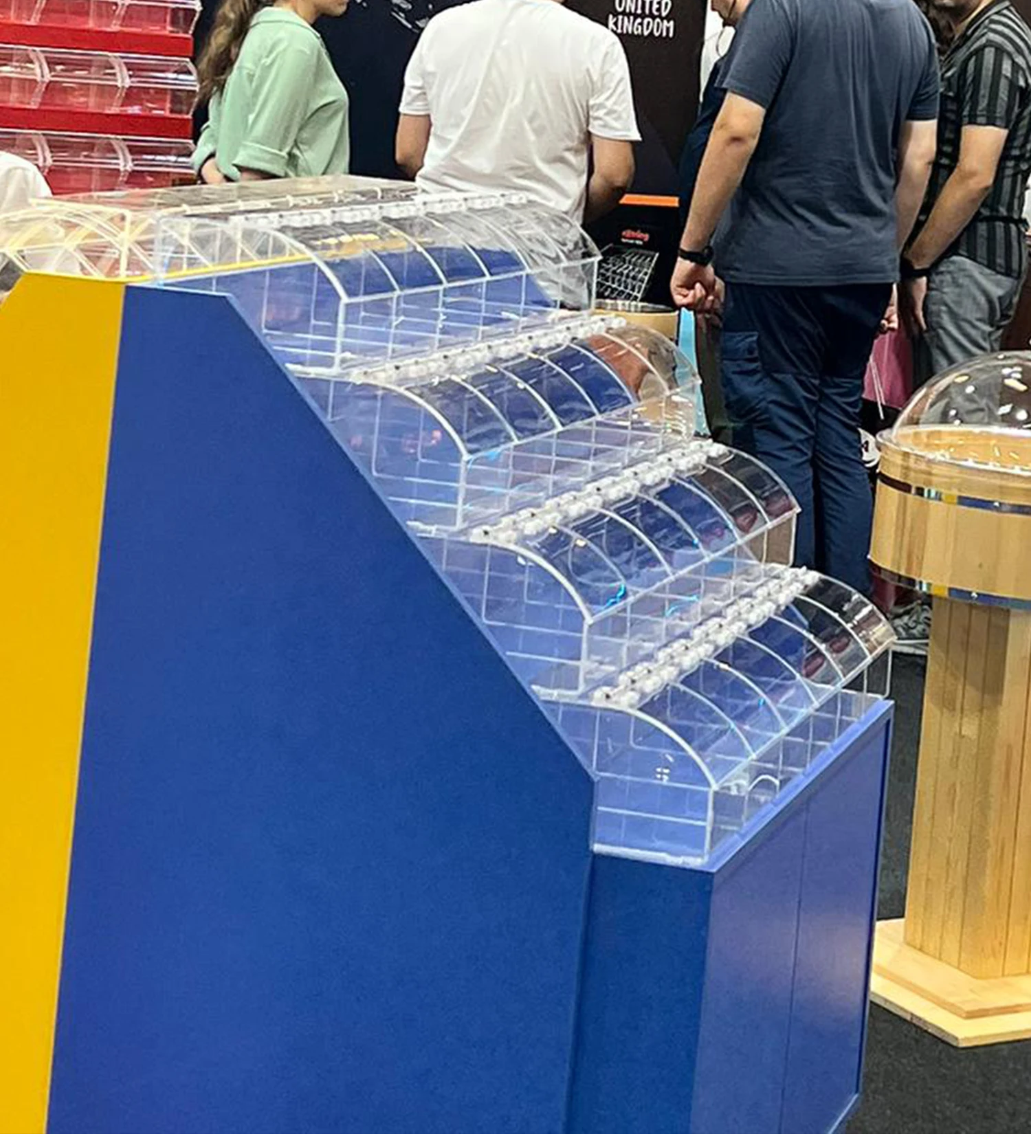 Premium Quality Bonbon Box Stand - Bulk Food Display Stand Transparent ...