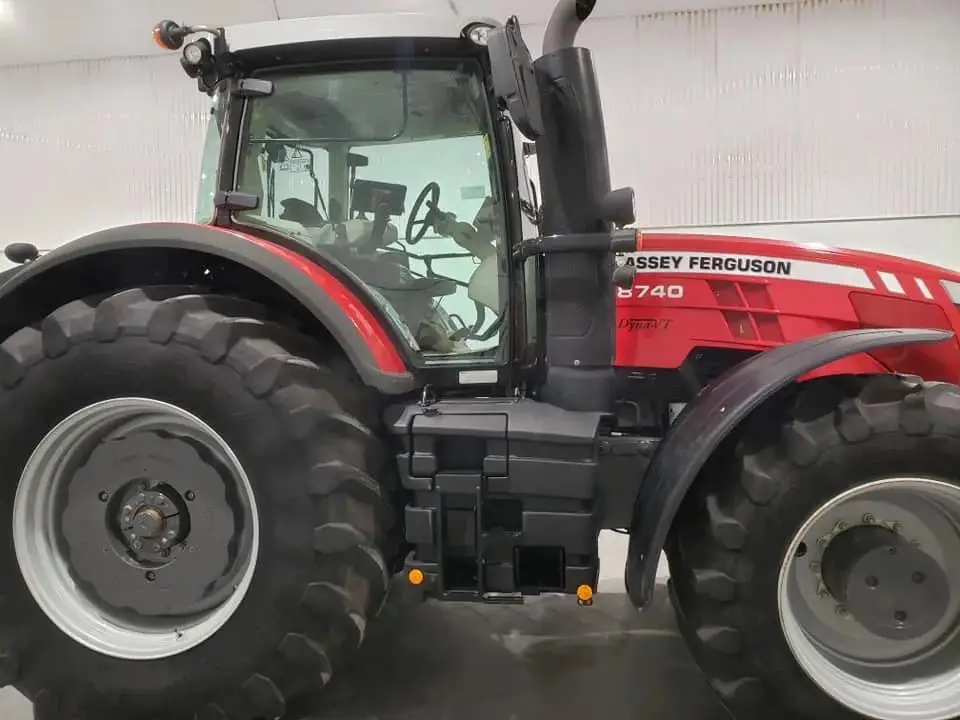 140HP Massey Ferguson 4*4 Agricultural Farm Tractor 4WD