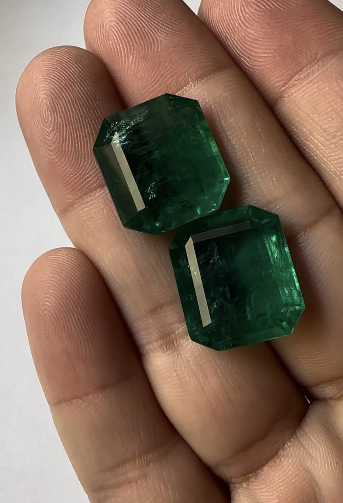 Giant And Rare Natural Zambian Vivid Green Color Premium Quality ...