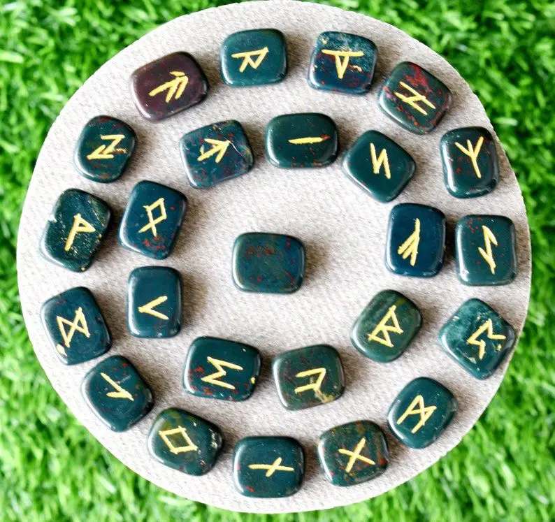 Quality Reiki Healing Figurine Bloodstone Rune Sets Elder Rune Card ...