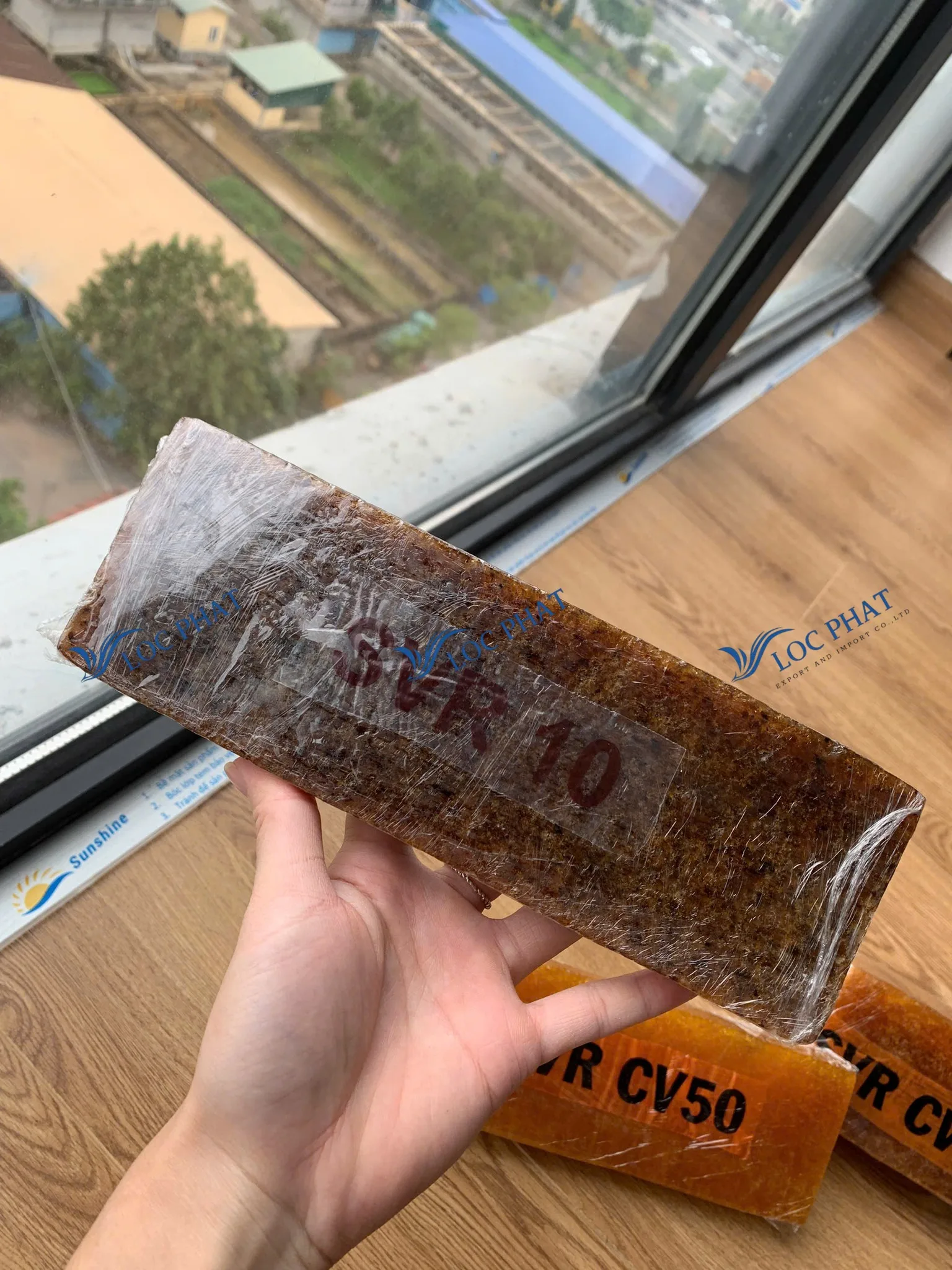 Vietnam Origin SVR10 Natural Rubber Raw Material Powder Enhanced with ...