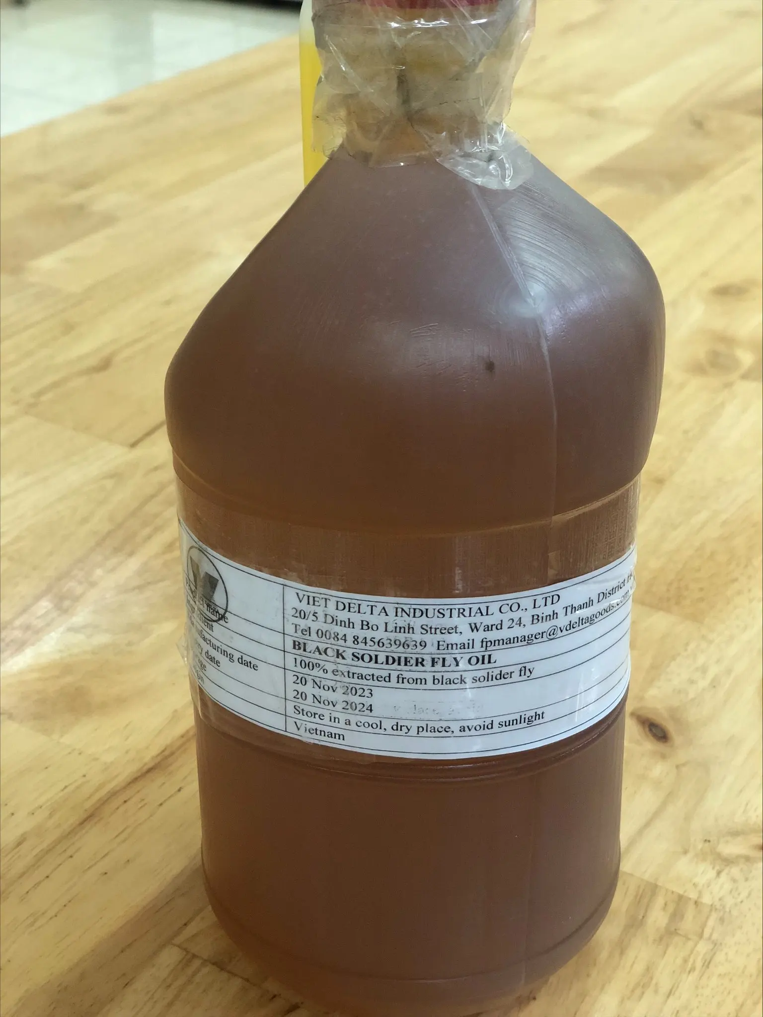 Special Oil Product Extract From Black Soldier Fly Mixed Directly Into ...