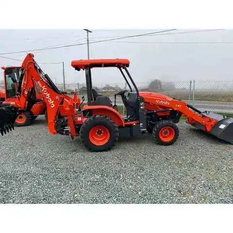 Kubota GR2100 Tractor - Versatile 4WD Mini Farm Tractor