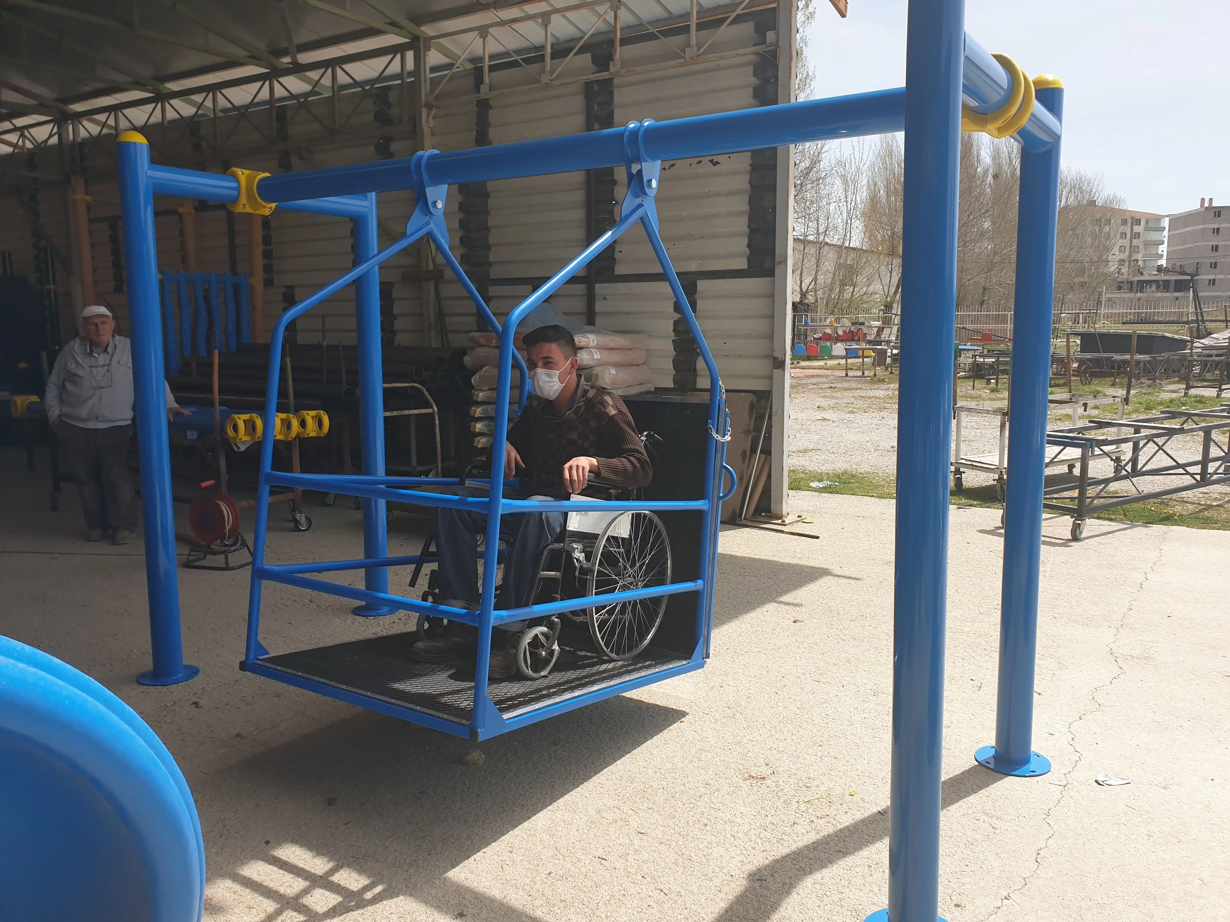 Swing Set For Disabled People Wheel Chair Can Be Used For Outdoor ...