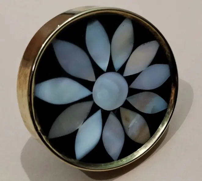 Latest Designed Elegant Look Bone Door Knobs For Handmade Pulls Unique ...