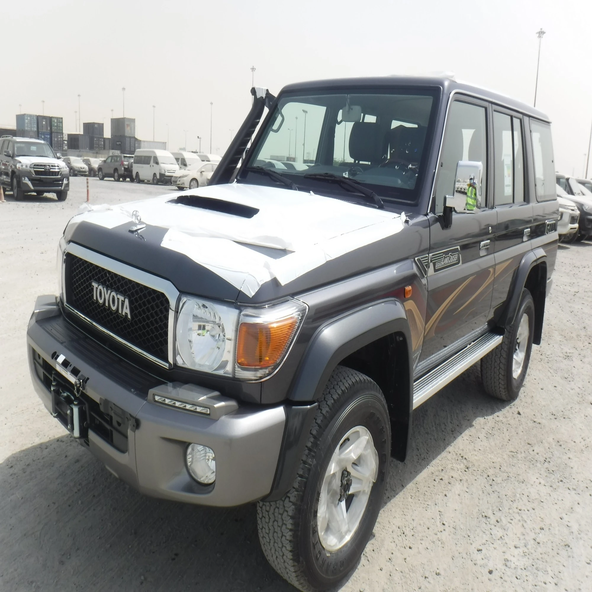 Land Cruiser Double Cabin Pickup on Sale| Alibaba.com