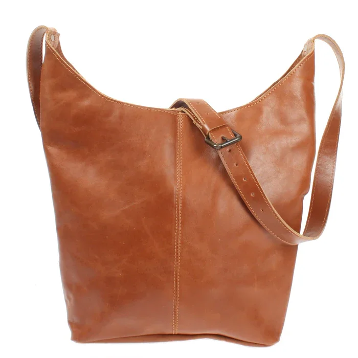 Classic Designed Buff Tan Leather Shoulder Bag Having Inner And ...