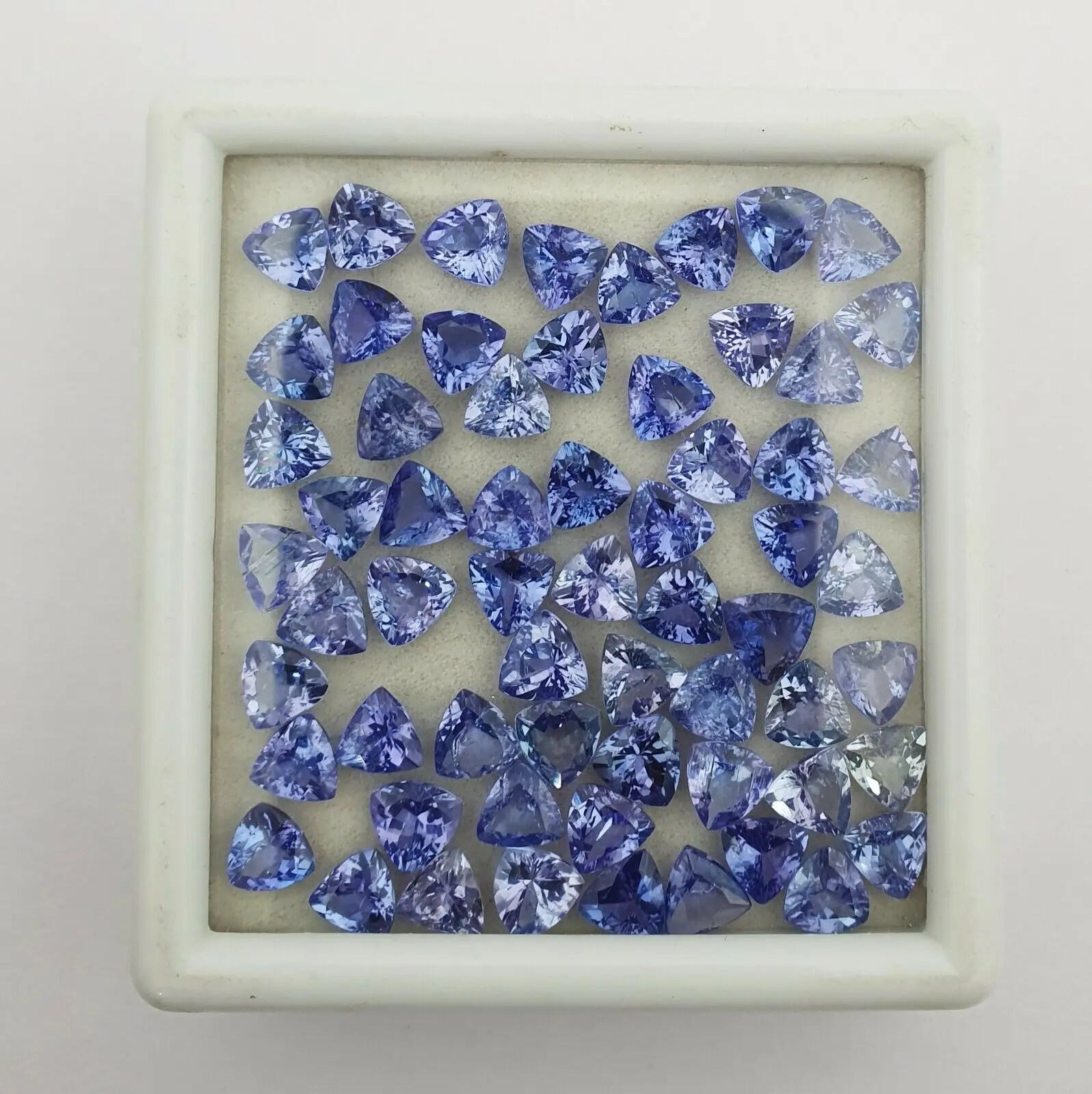 10 Ct Natural Tanzanite Trillion Cut Loose Gemstone Lot 14 Pcs 6 Mm ...