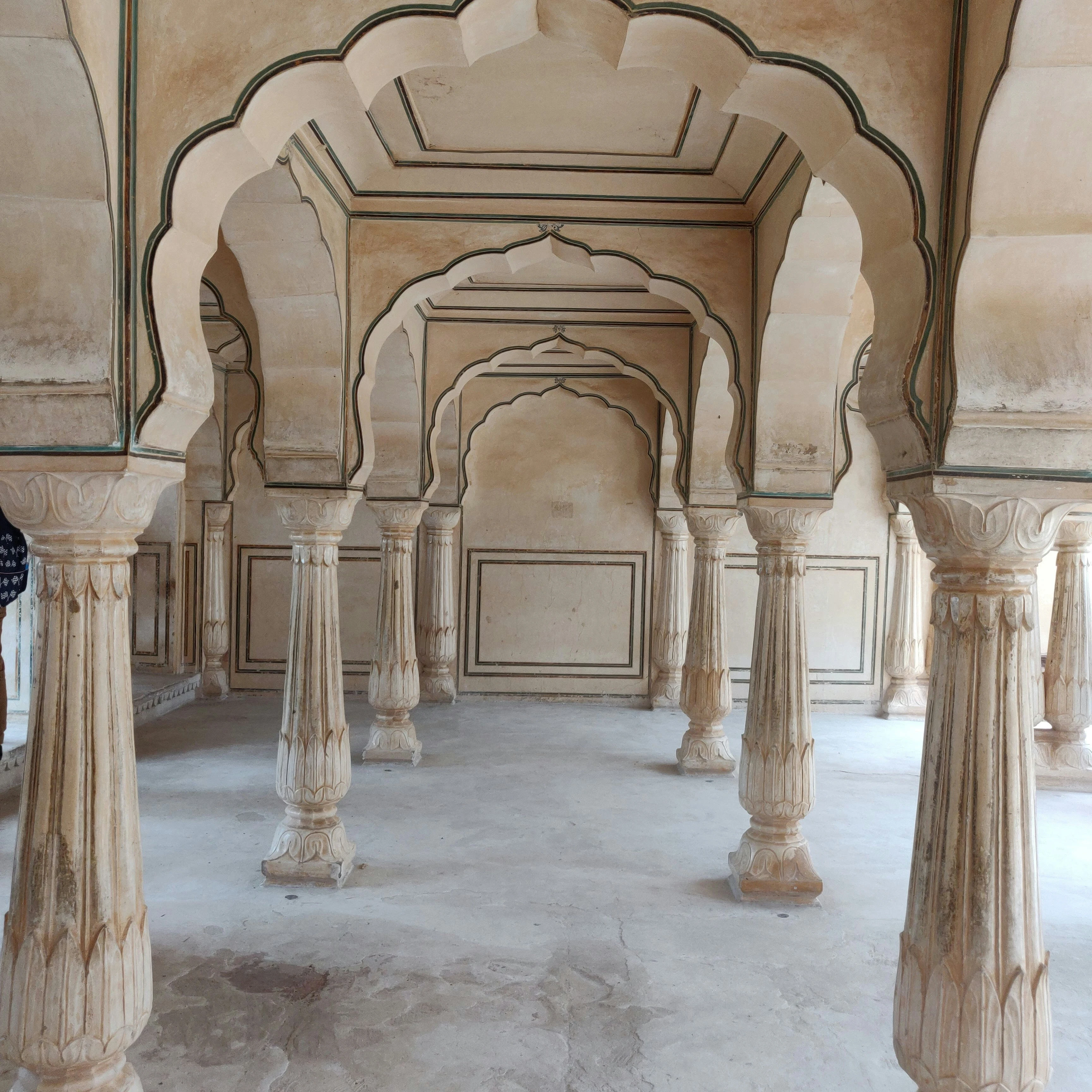 Hand Carved Modern Solid Marble Columns & Decorative Stone Pillars for ...