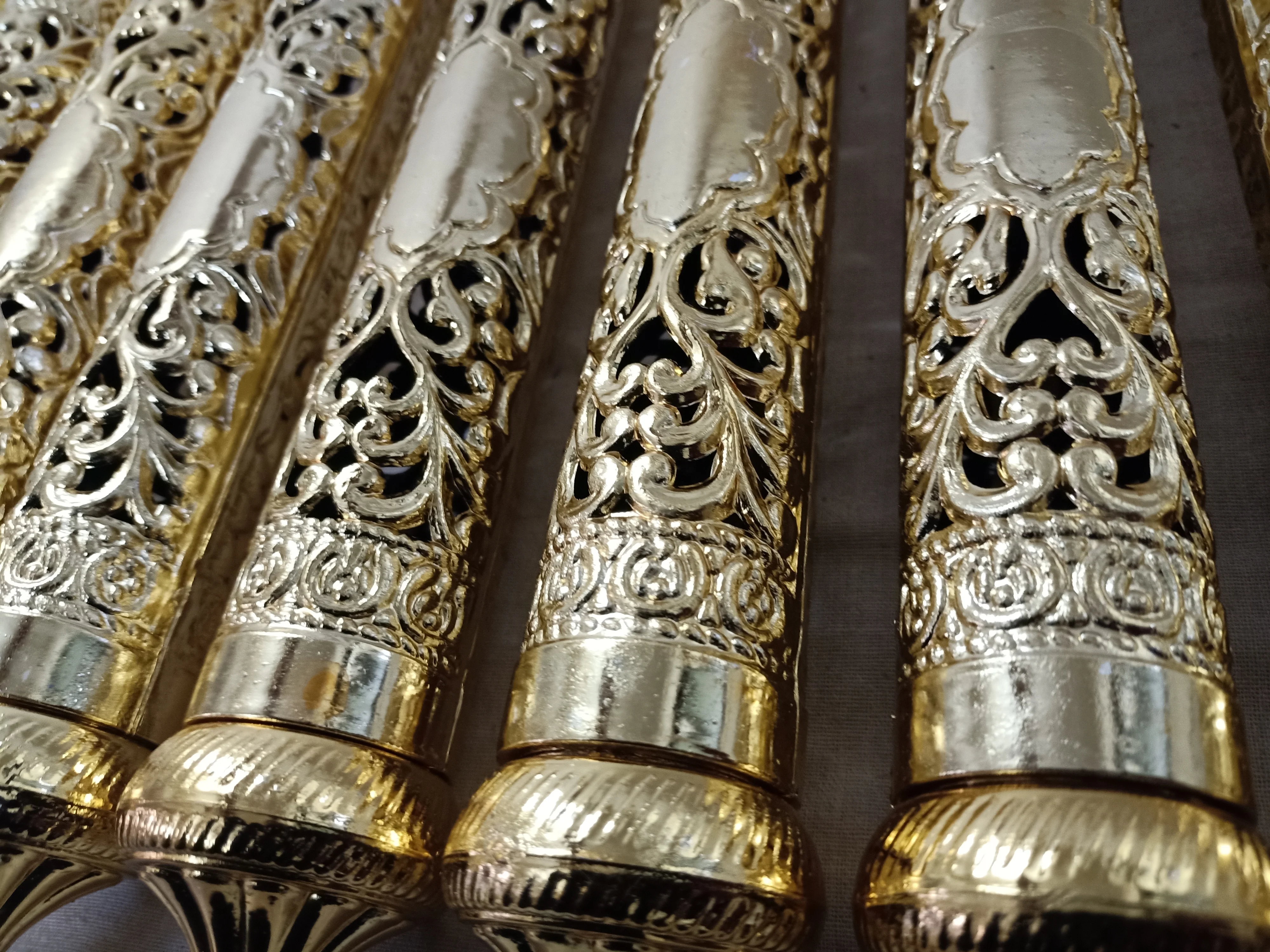 Custom Made Laser Engraved Plastic Scroll Tubes for Weddings