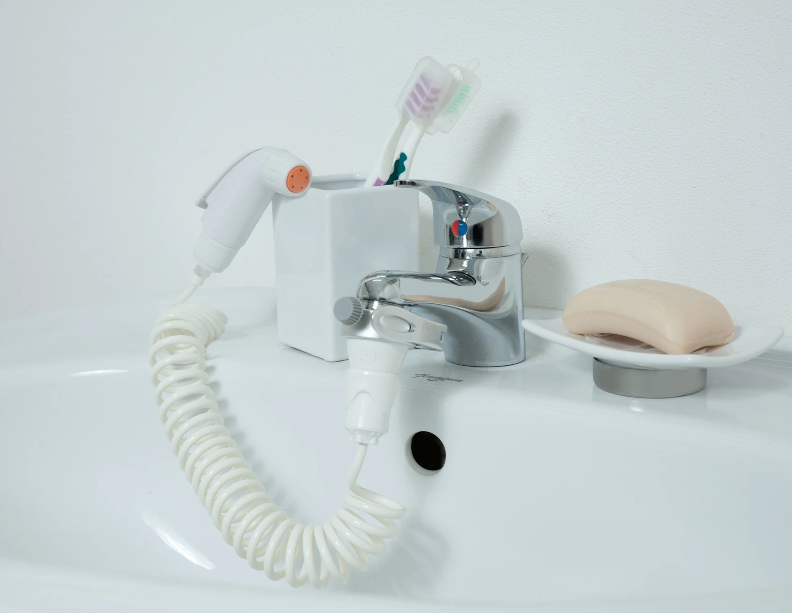 New Portable Italian Bidet With Hand Shower That Connects Directly To ...