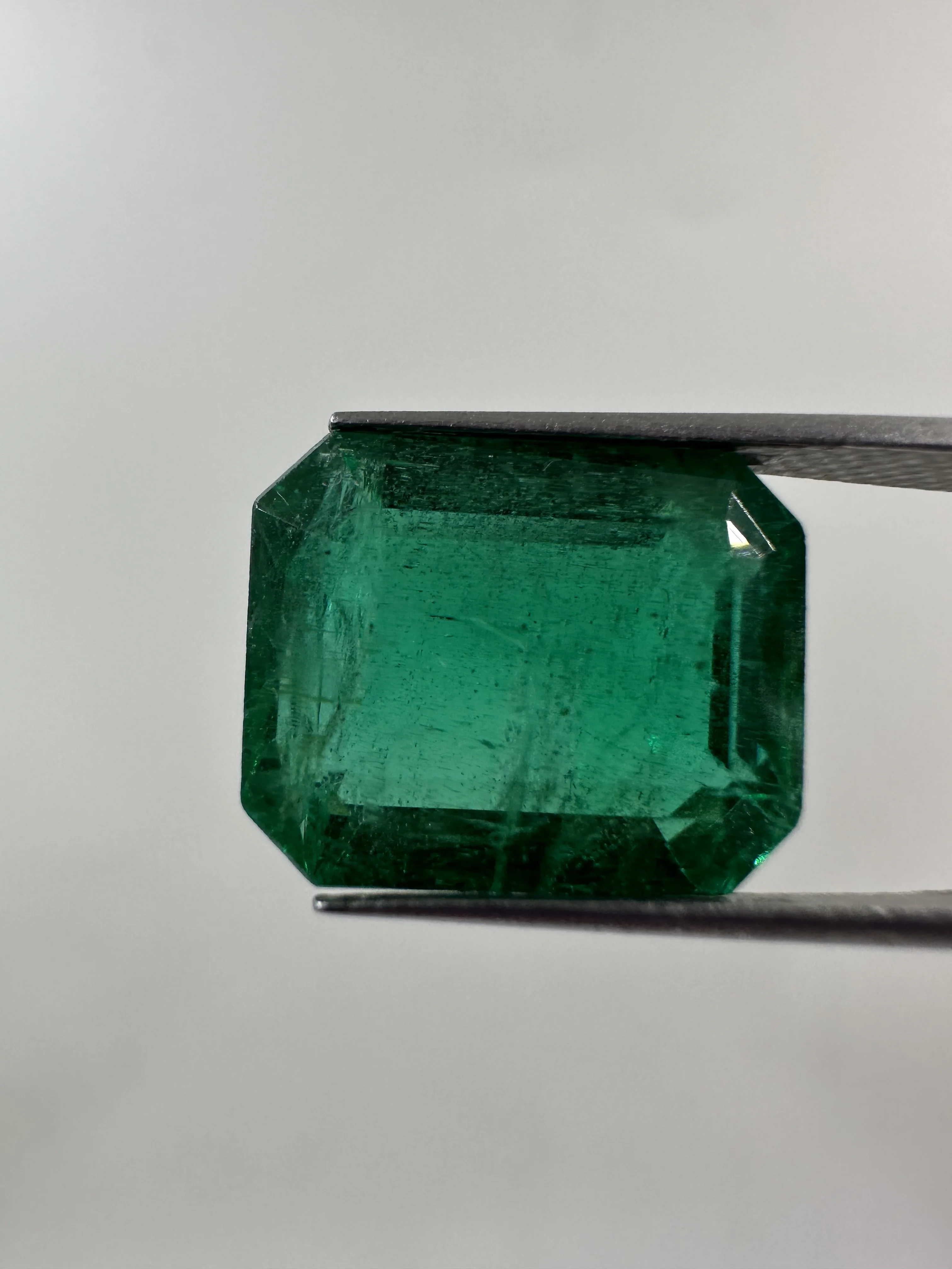 Vivid Green Color Premium Grade Superior Quality Natural Zambian ...