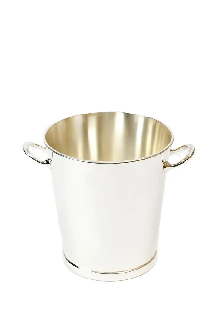 Precise Quality Chillers Of Bear Wine Tubs Ice Bucket Metal Handicrafts ...