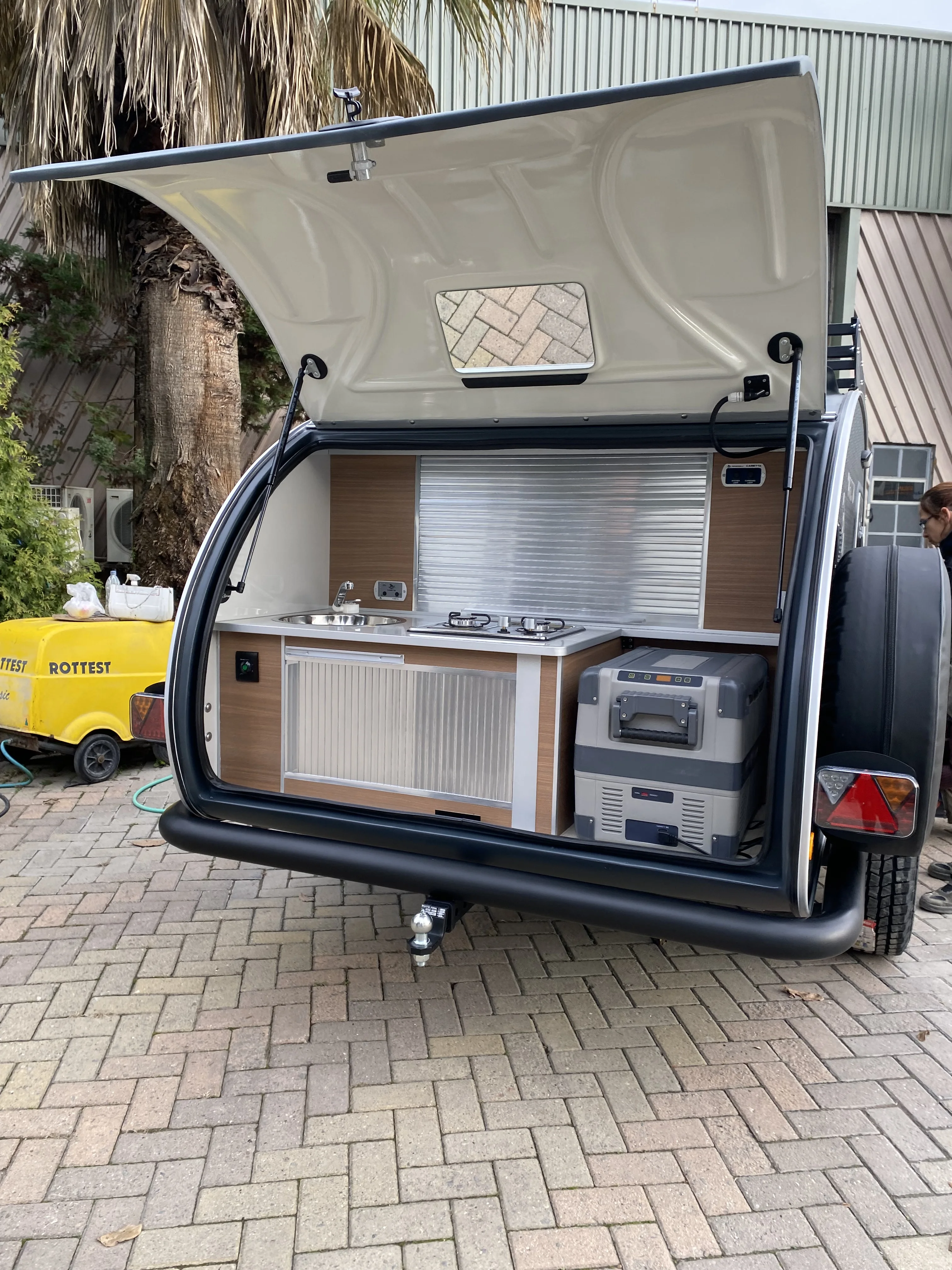 Caretta Offroad Teardrop Trailer Factory Custom Off Road Small Camper ...