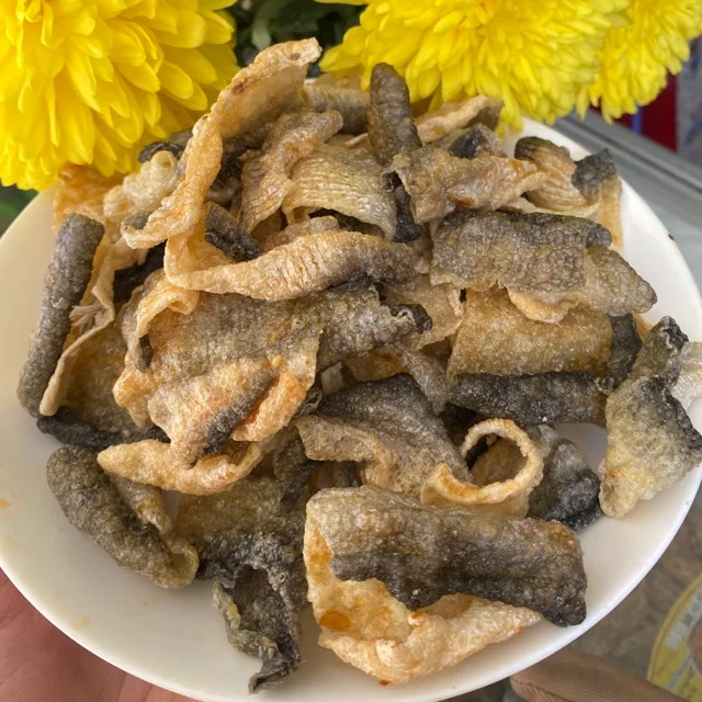Crispy Fish Skin Snack so Delicious - High Export Fried Fish Skin ...