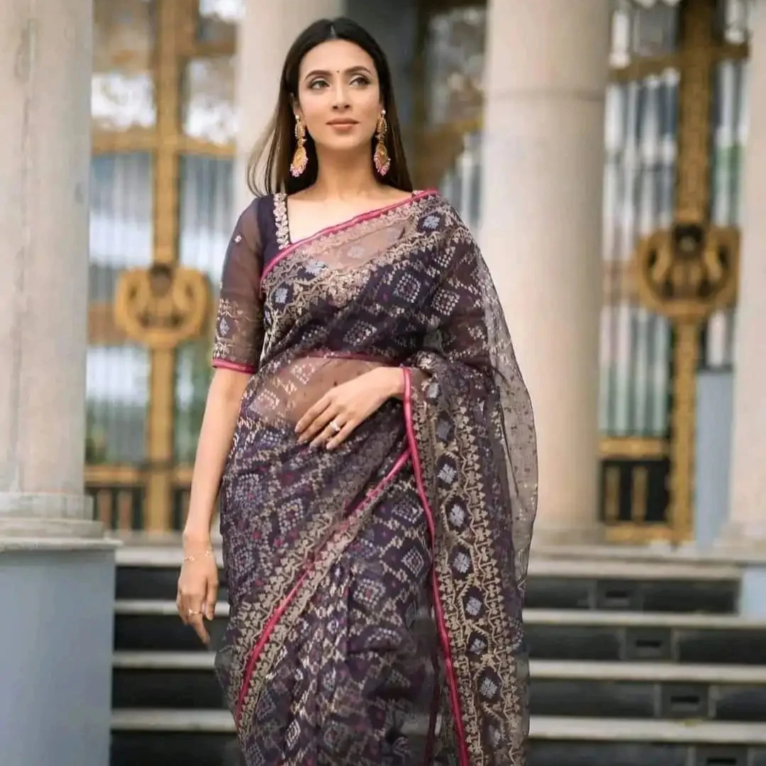 Exclusive Trendy Deshi Dhakai Jamdani Sharee High-quality Elegant ...