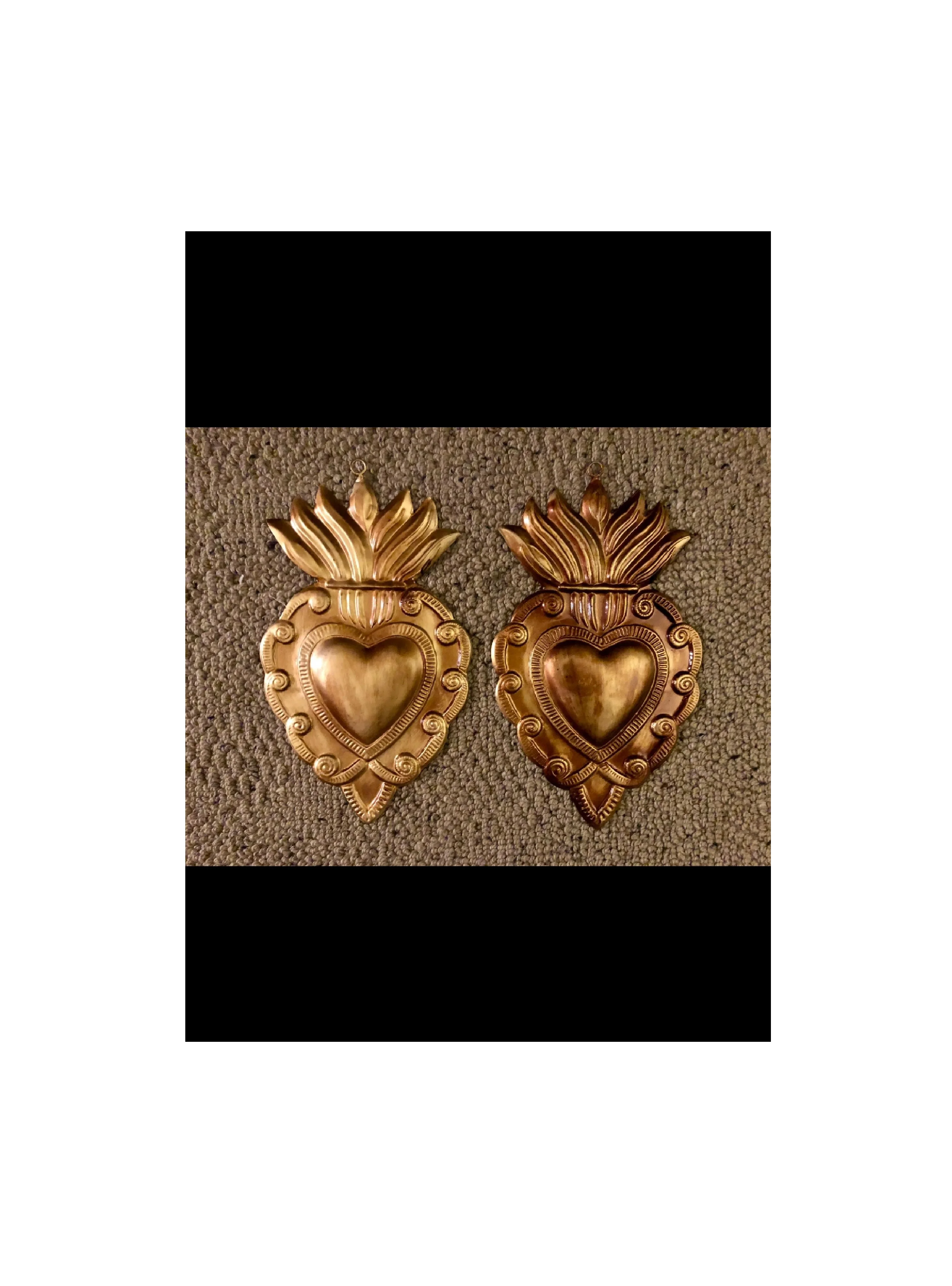 Antique Metal Sacred Heart of Jesus Milagros Rhinestone Locket