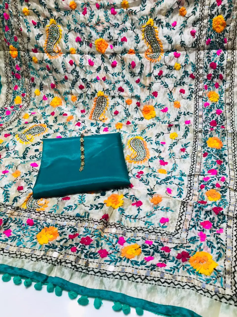 Fancy Ladies Shalwar Kameez Design Ladies - Buy Designer Modern Ladies ...