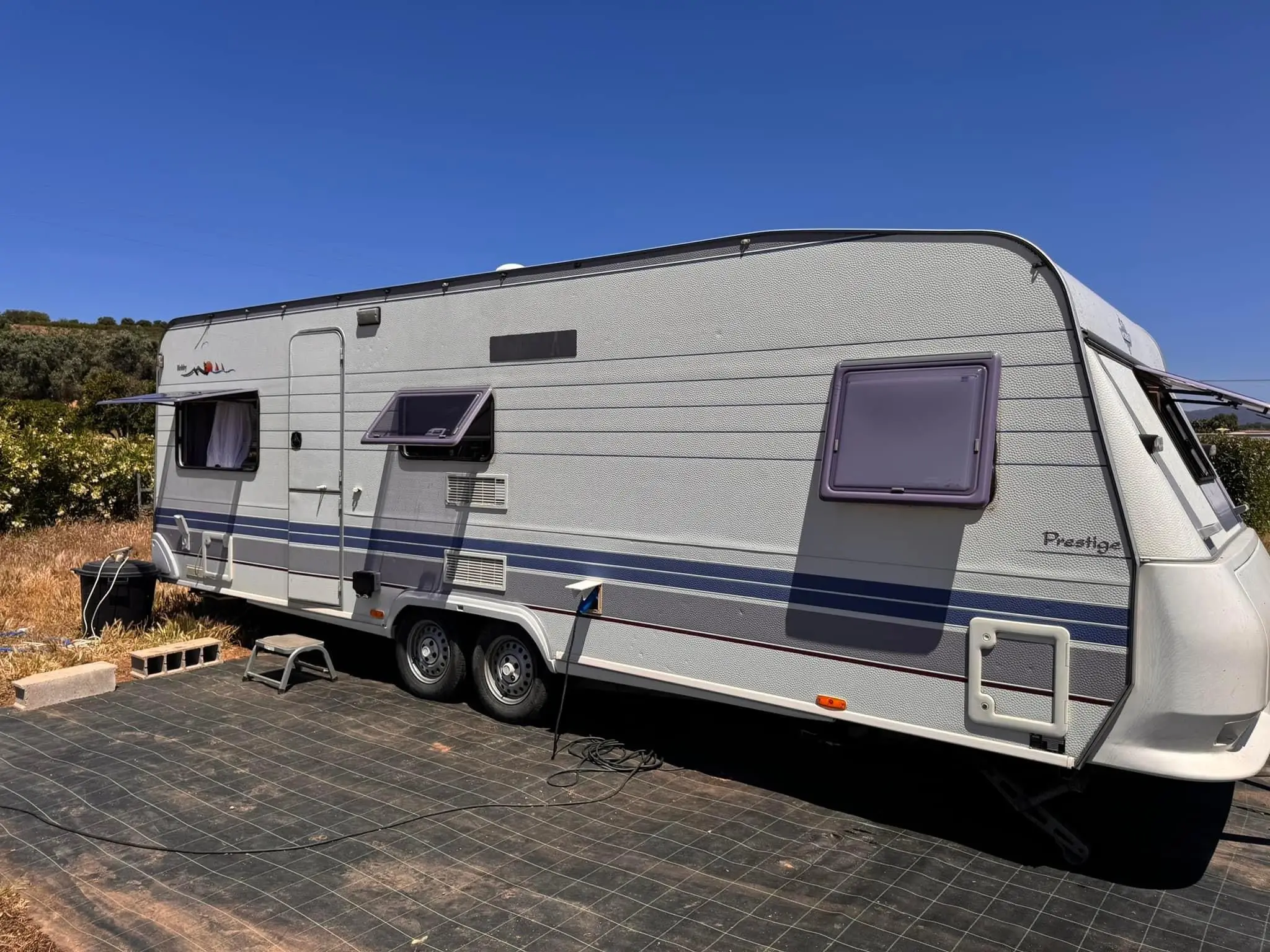Mini Caravan Trailers Camper Trailer - DIY RV Motorhomes