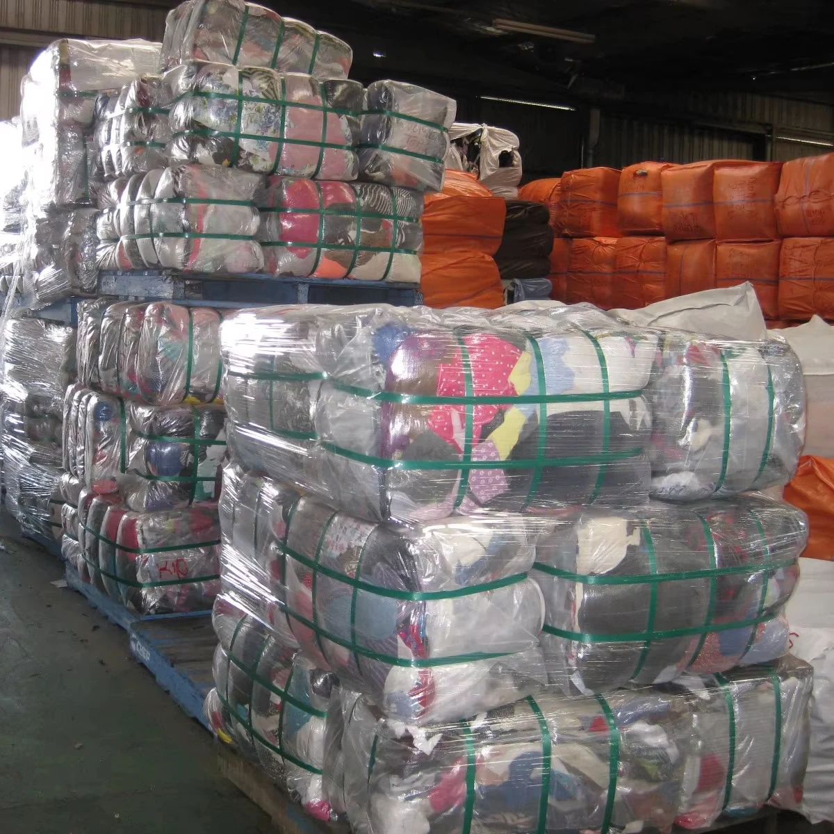 Wholesale Second Hand Clothing - Pre-Owned Apparel Bales