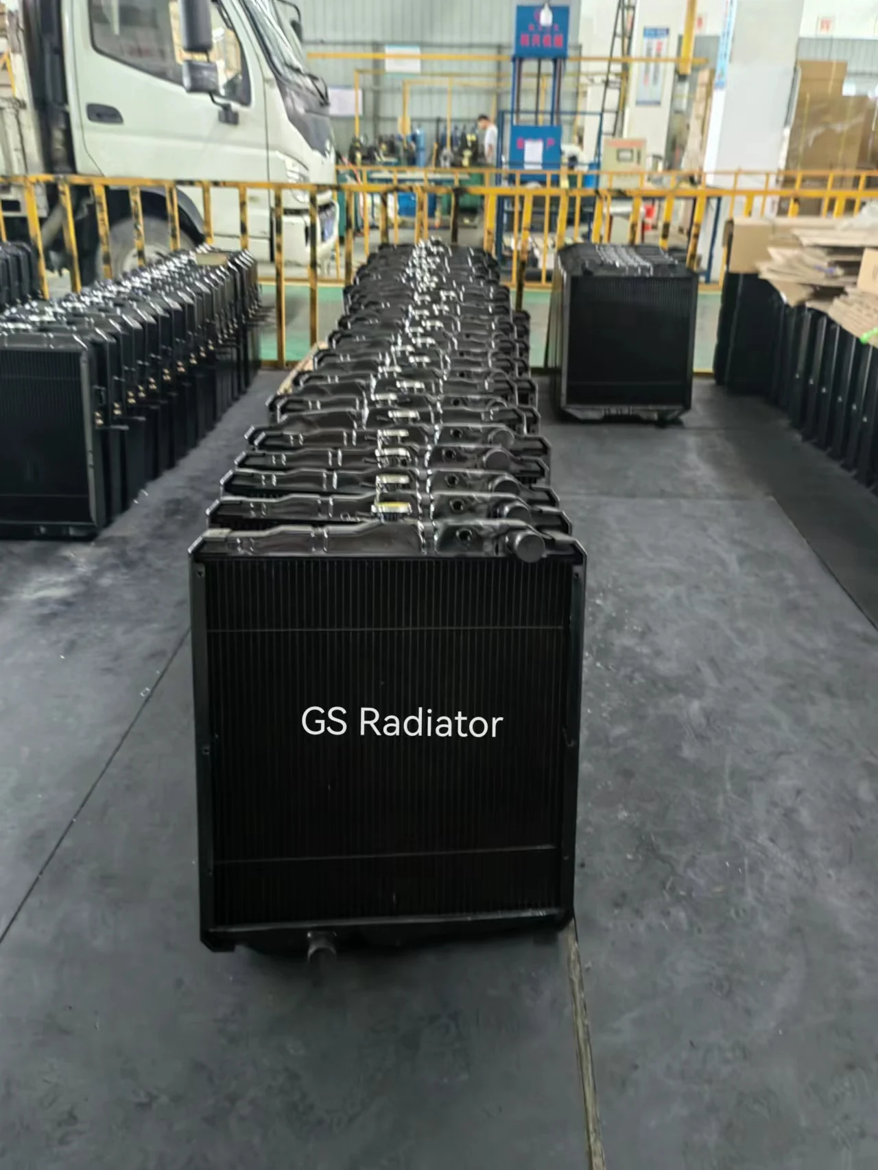 Mitsubishi Fuso Fighter Radiator - OEM Quality & Performance