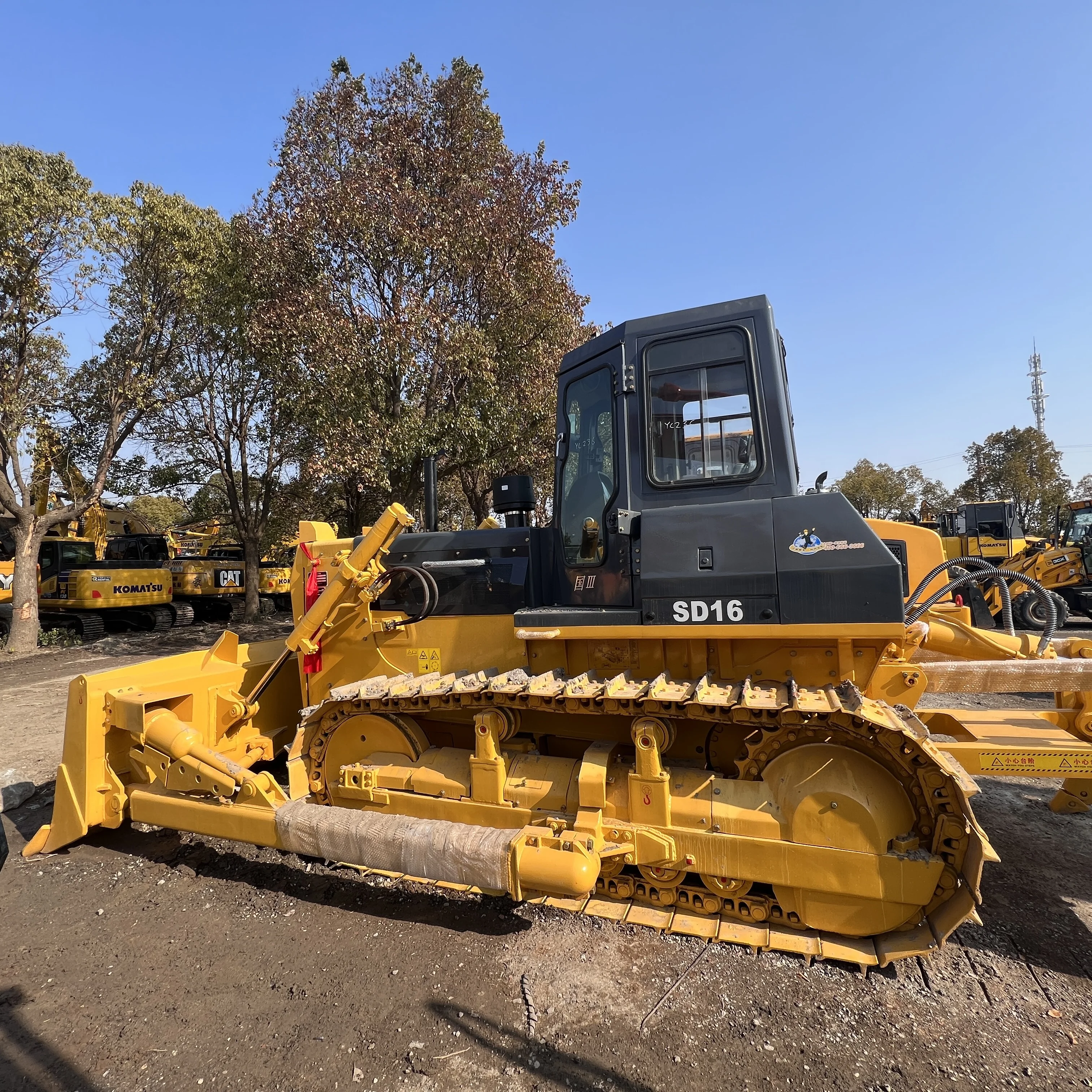 Earth Moving China Brand Dozer Tder 160 220 Hp Sd16 Sd22 Sd26 Sd32 Bulldozer Model With Widen ...