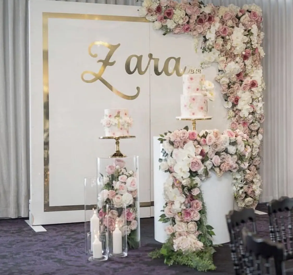 High Quality White PVC Frame with Acrylic Wedding Backdrops for Sale