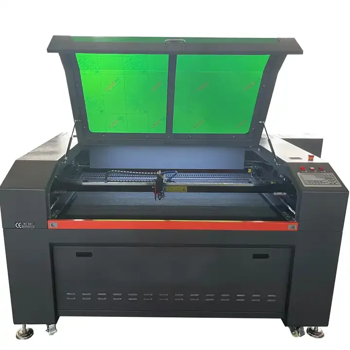 Wood Engraving Cutting Co2 Laser Cutting Machine Auto Focus Co2 Laser ...