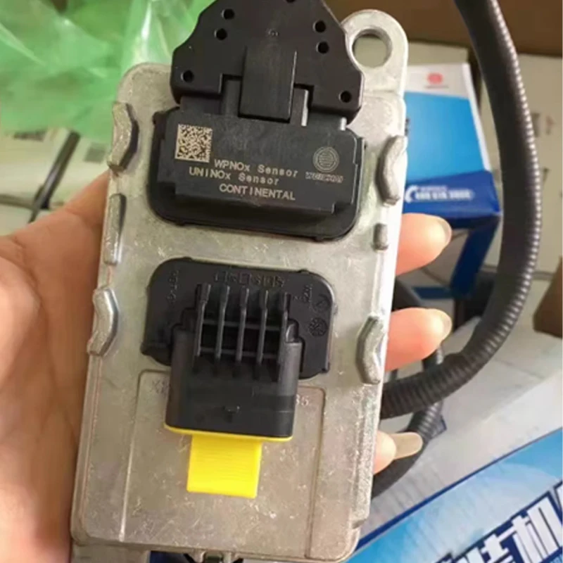 Weichai Nitrogen Oxygen Sensor Heavy Duty Truck Hawker Light Heavy Duty ...