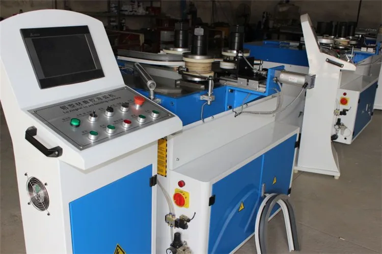 Aluminum Window Fabrication Equipment Cnc Benidng Window Machine - Buy ...