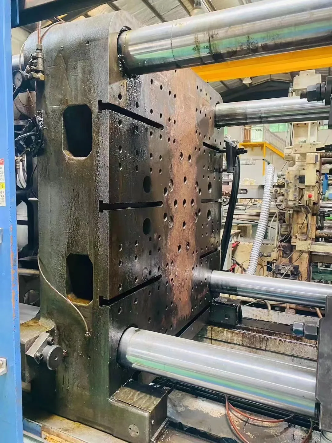 JSW J50ADS 50 Tons Injection Molding Machine - High Productivity