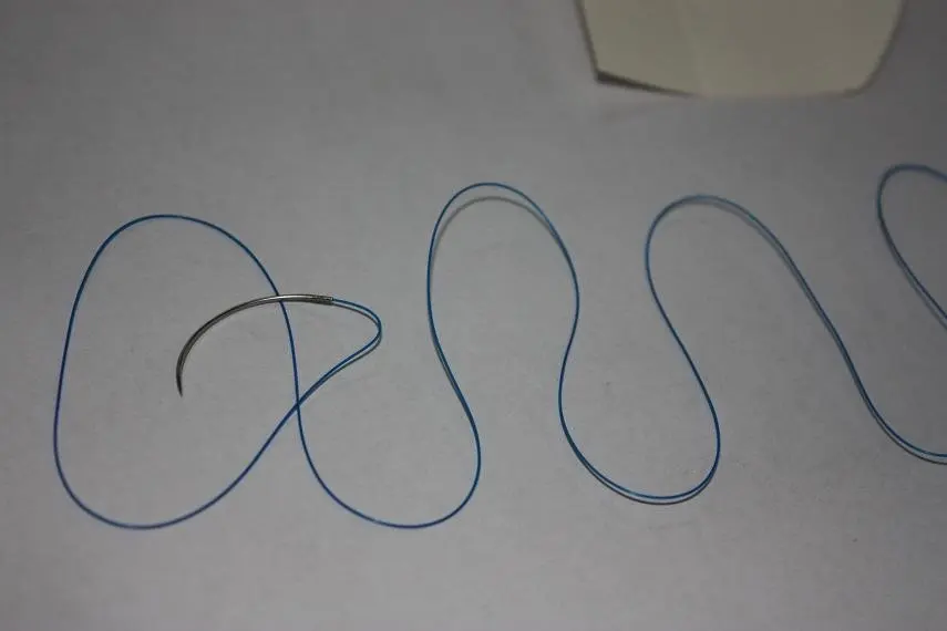 6. Suture with highly uniform diameter. Sterilized by Cr-60 Radiation.