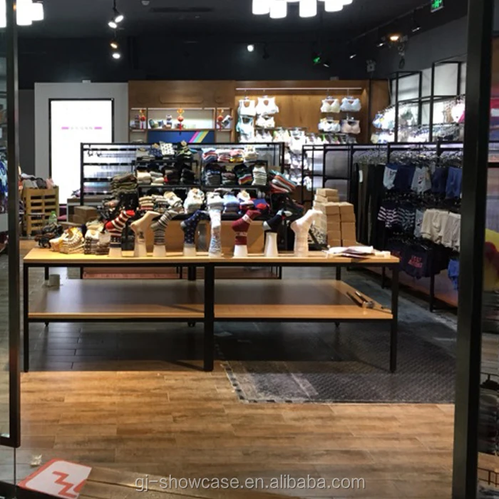 Mini Store Layout 3D - Gift Shop Floor Plan & Display Racks