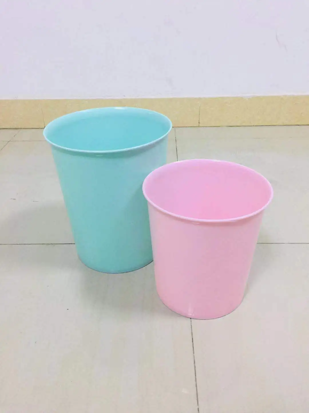 Plastic Garbage Baskets - Durable & Customizable Solutions