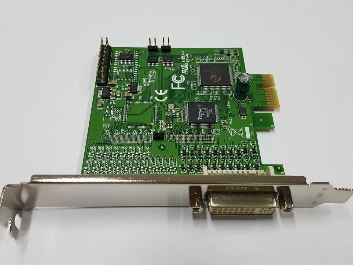 4 Channels AV BNC Inputs SD Analog Video Capture Card