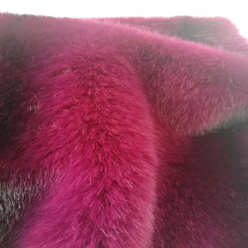 China Wholesale 100% Polyester Long Pile Faux Fur Fabric Artificial ...