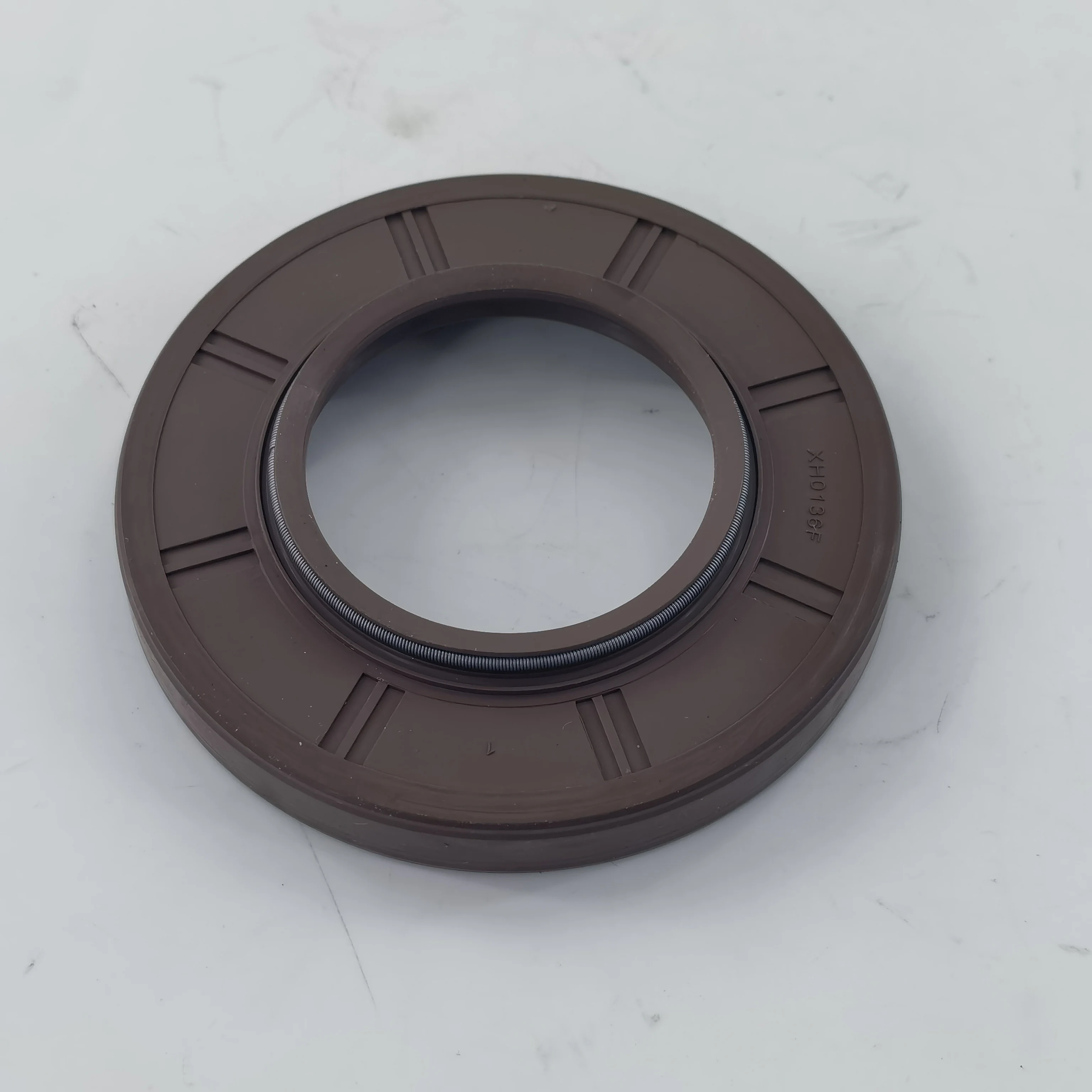 Changan Auto Parts Automatic Transmission Output Shaft Seal for Ford ...