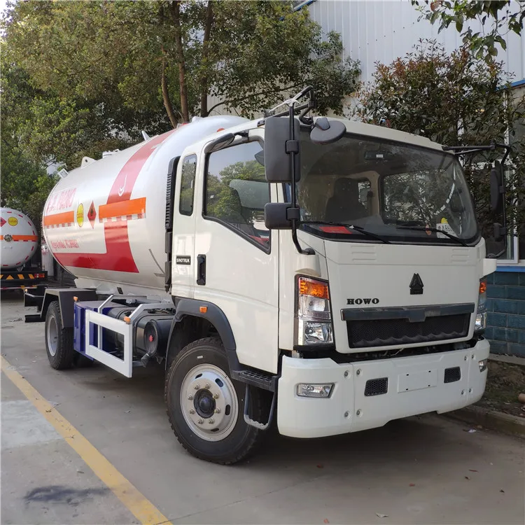 2.5tons 3tons Lpg Deliver Trucks 5000 Liters Lpg Truck Tank With Pump ...