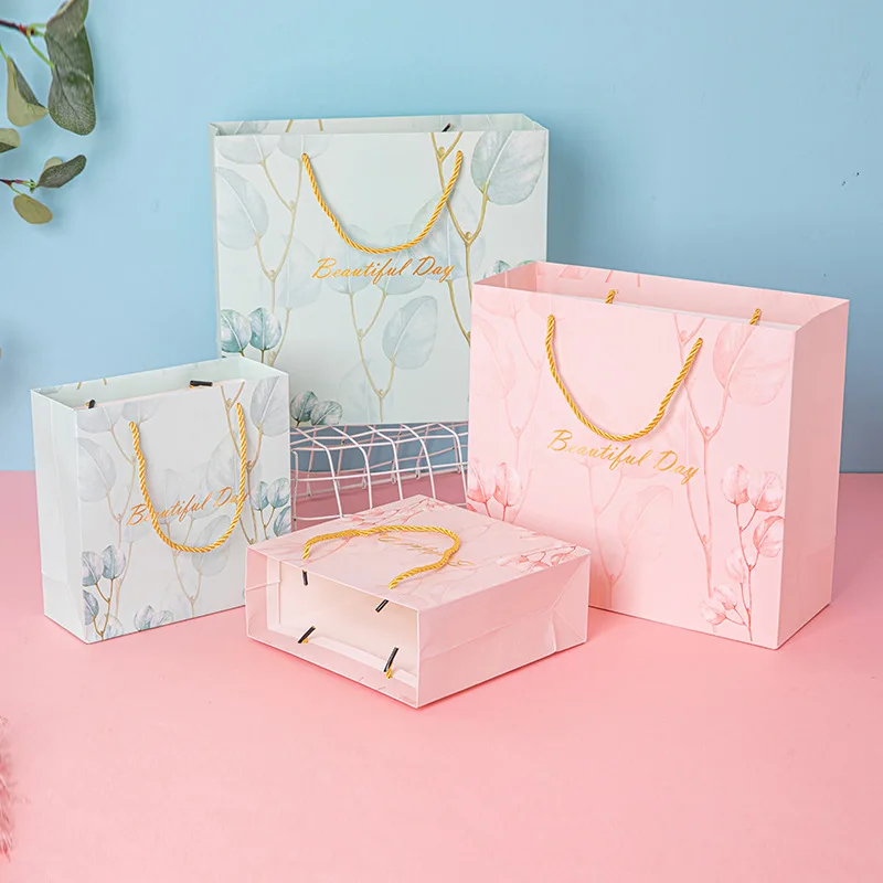 Custom Green Square Bottom Gift Bag Clothing Cosmetics Packaging Gift ...