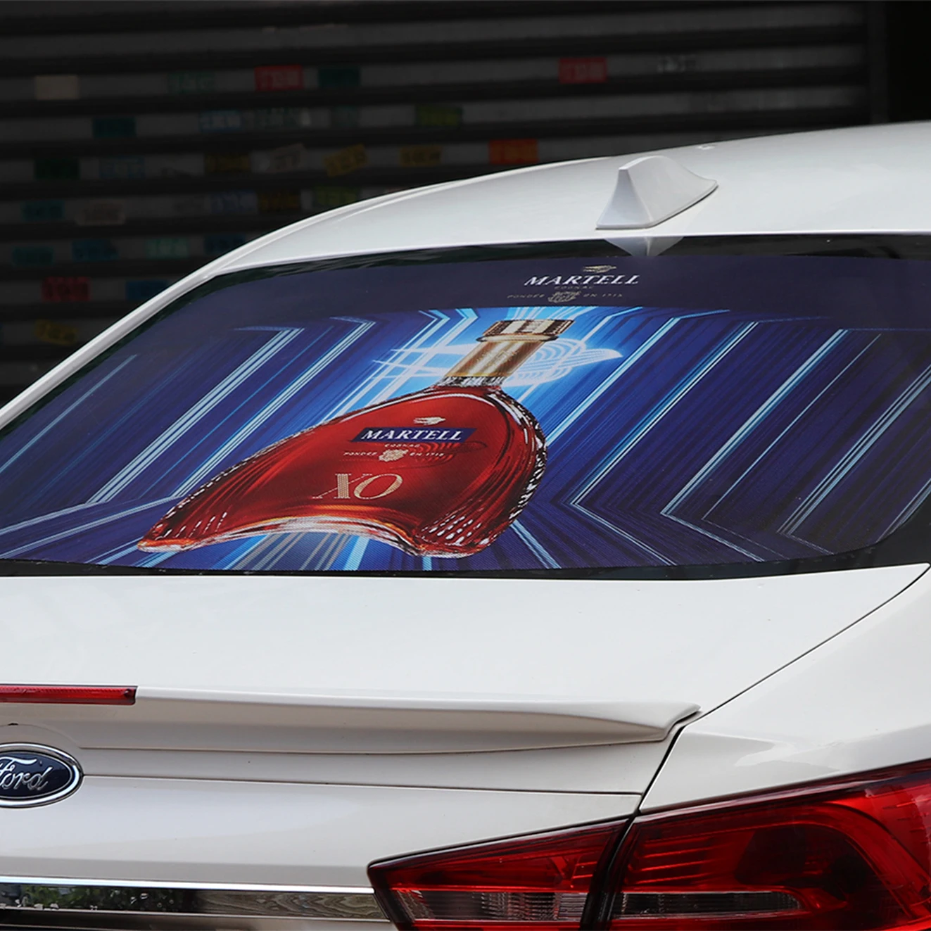 Sunscreen and Waterproof HD Shuttle Bus Window Sticker