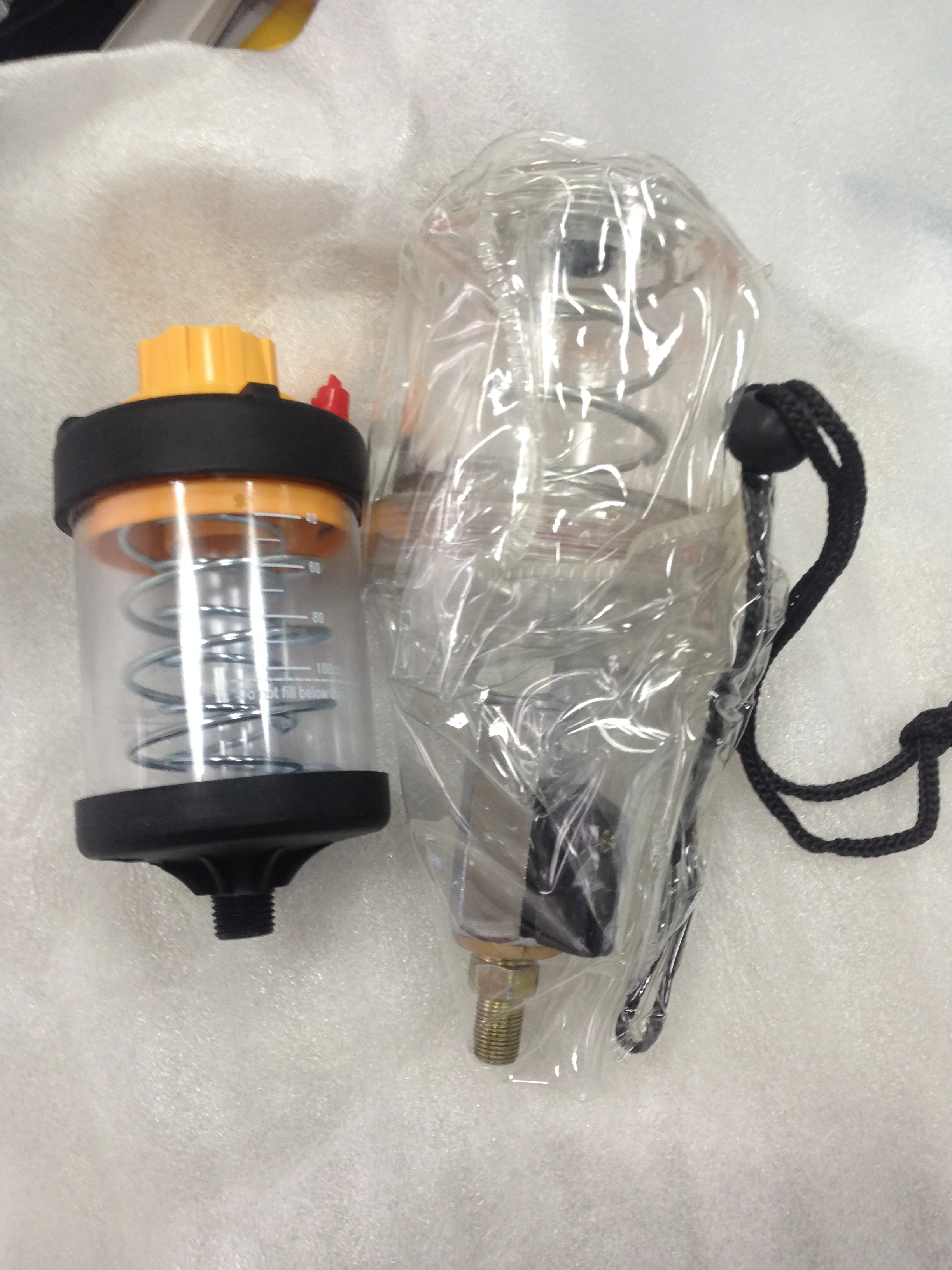 Pulsarlube S-100 - Reliable 100ml Automatic Grease Lubricator