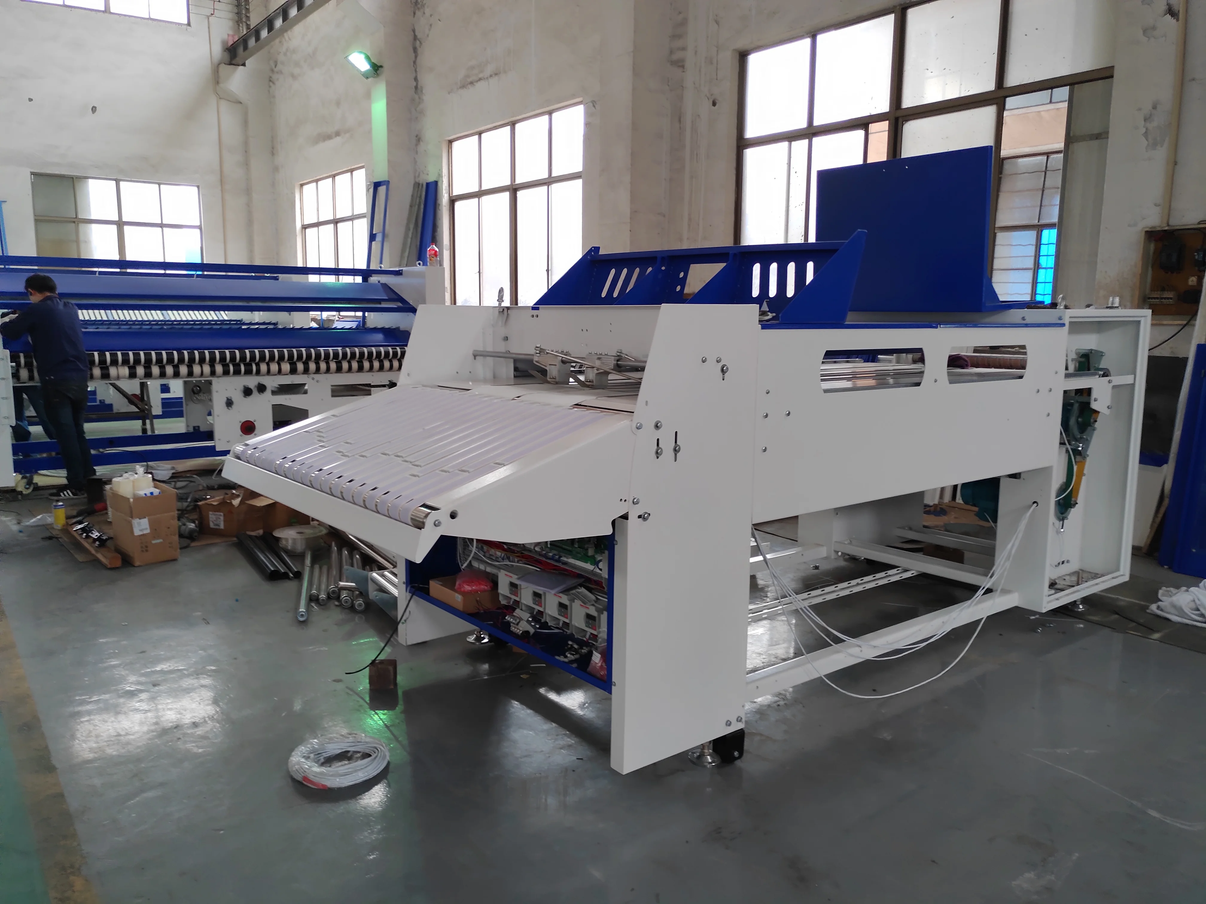 Hoop 2019 Towel Folder - Efficient Industrial Laundry Machine