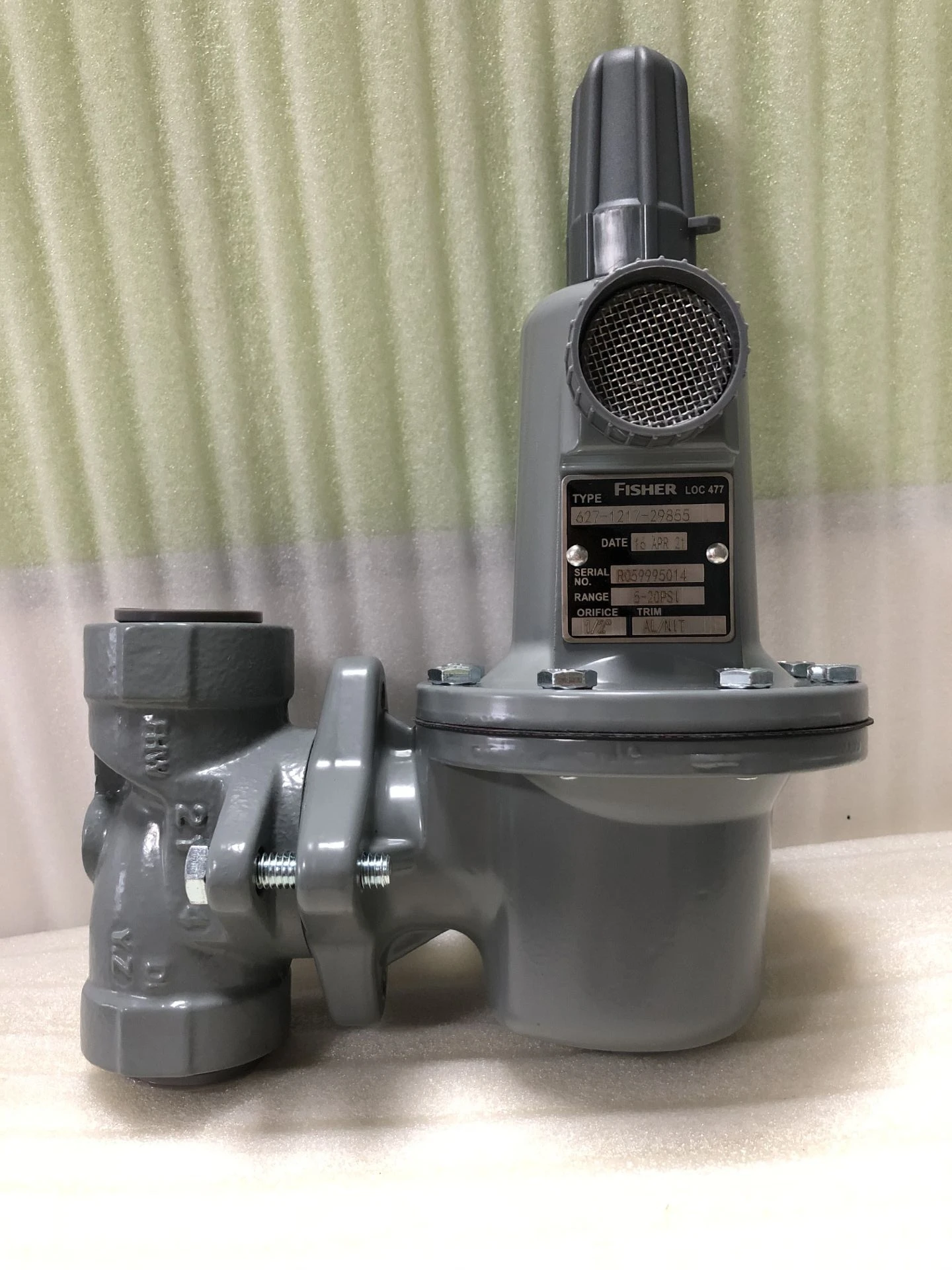 Fi-sher 627 Series Industrial Regulators Pressure Reducing Regulator 5 ...