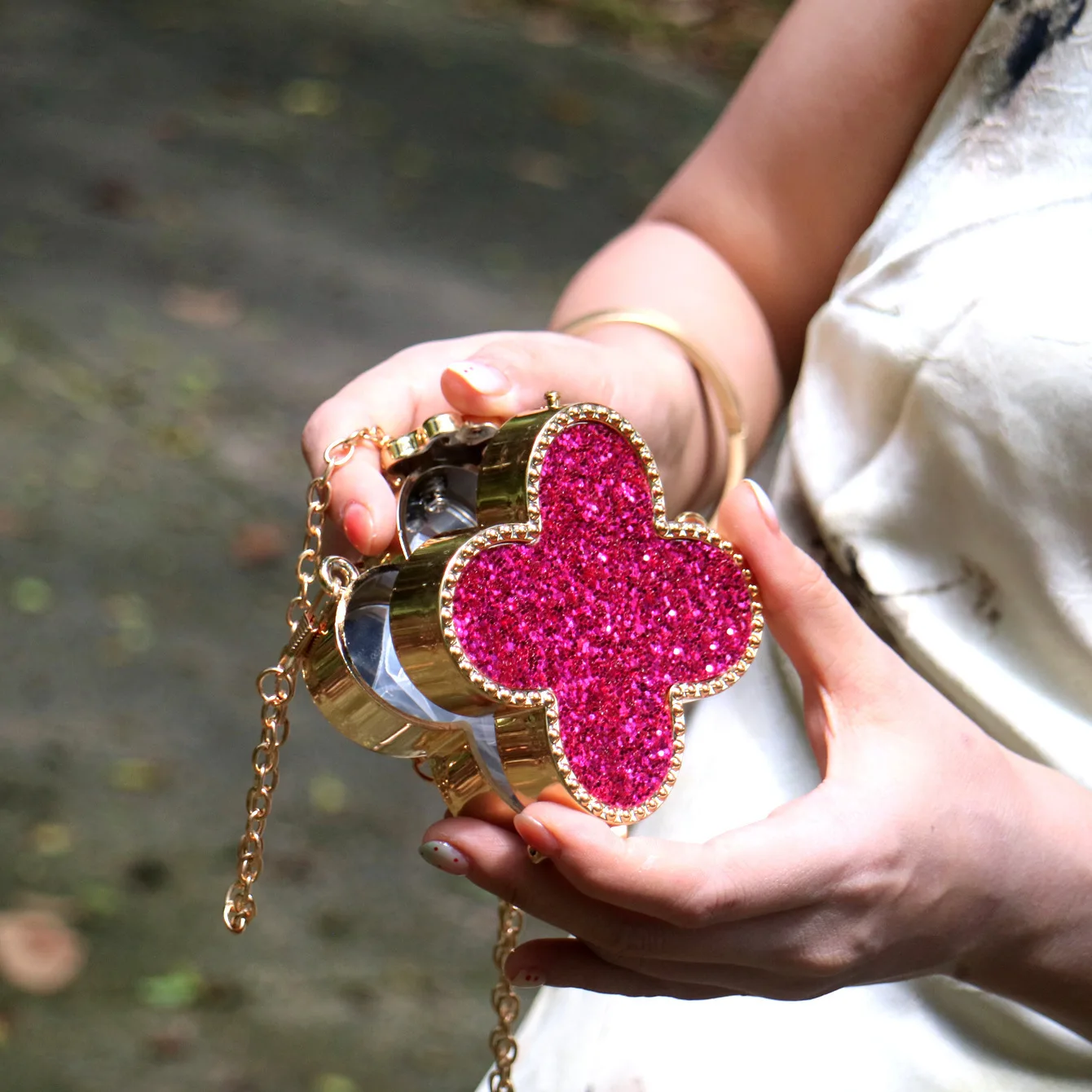 Mini Women Purse - Four-Leaf Clover Shiny Rhinestone Clutch