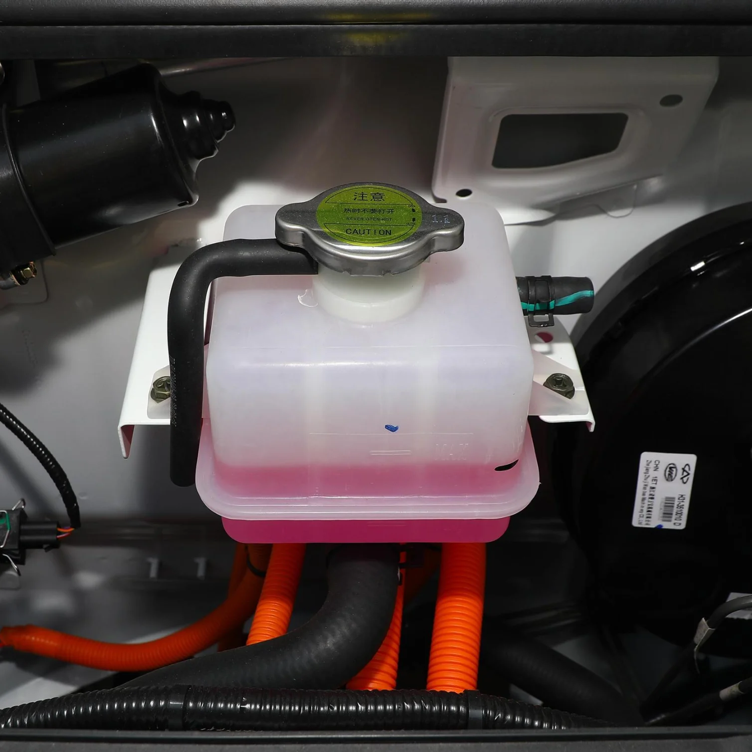 2023 Karry Cowfish Ev Compartment Cargo New Car Rear-wheel Drive - Buy ...