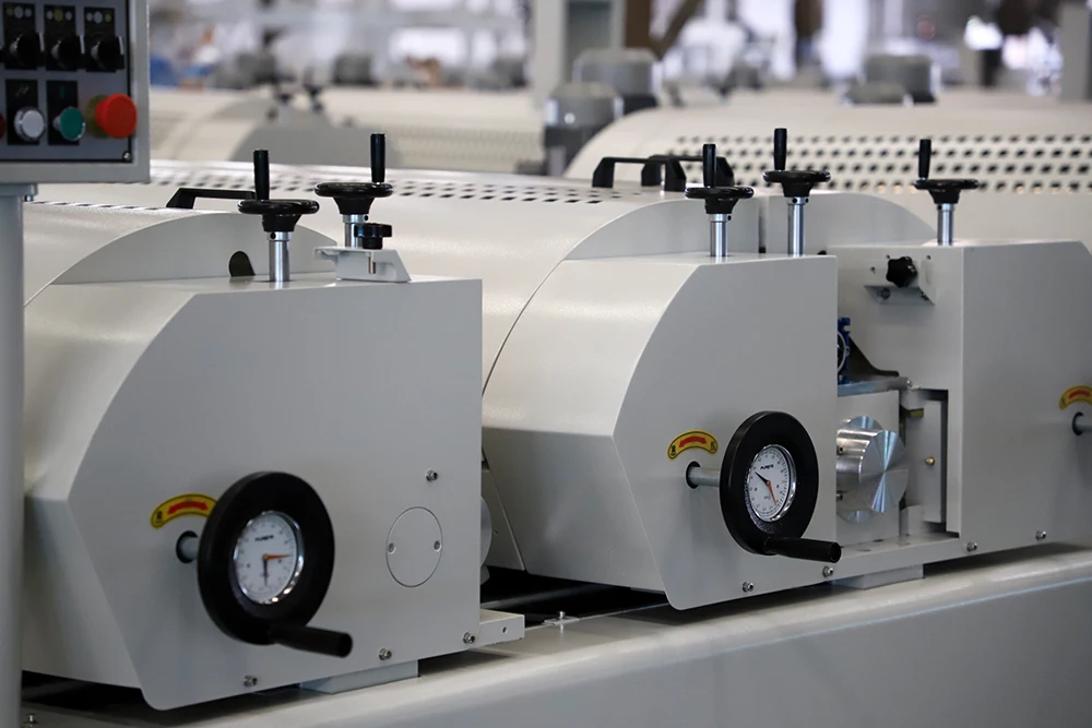 Plywood Surface Uv Paint Roller Coating Line Paint Coating Equipment ...