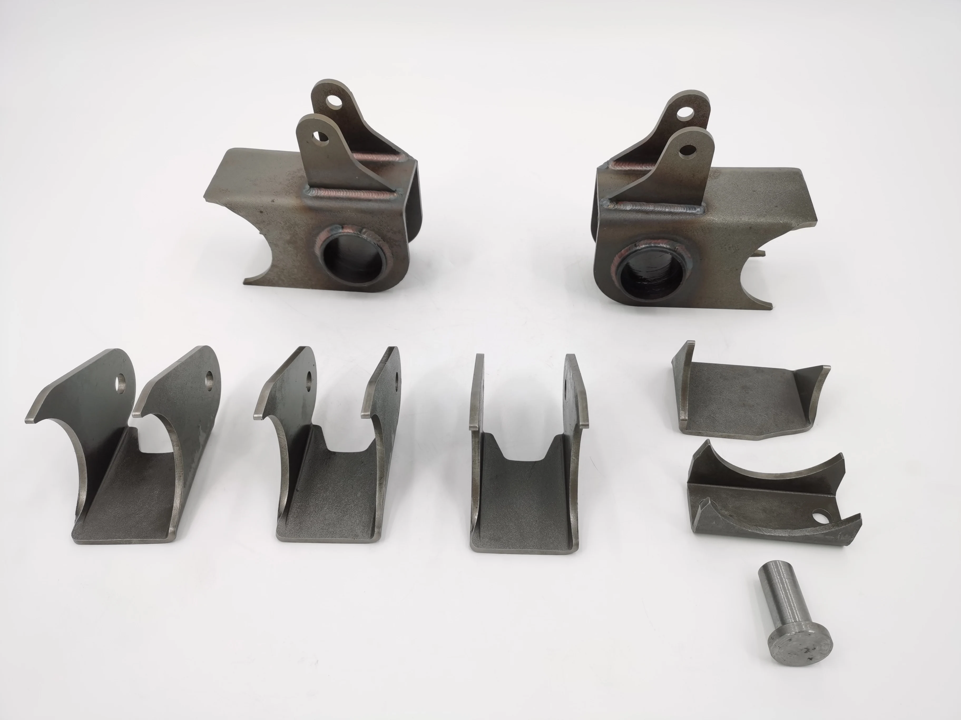 Rear Axle Bracket & 4-Link Suspension Brackets for Ford 9 Inches